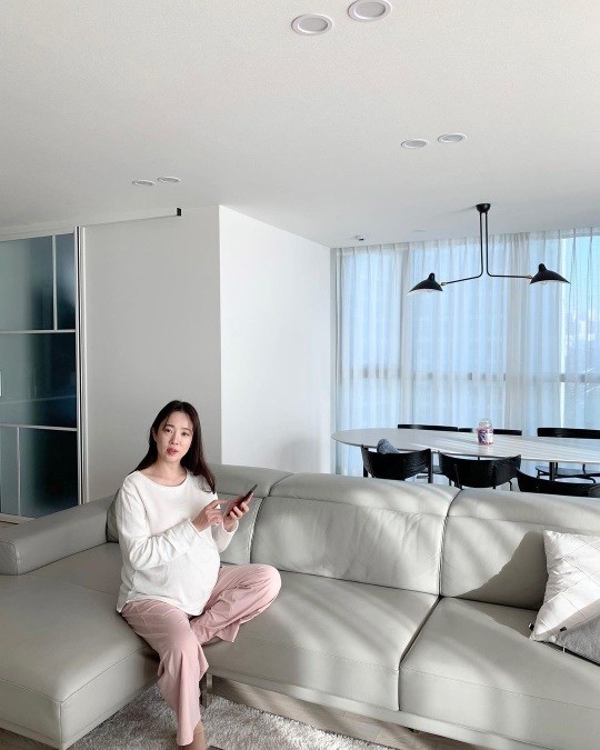 임신 중 박은영 아나운서, "35W6D 이젠 정말 만삭의 배" 사진 공개